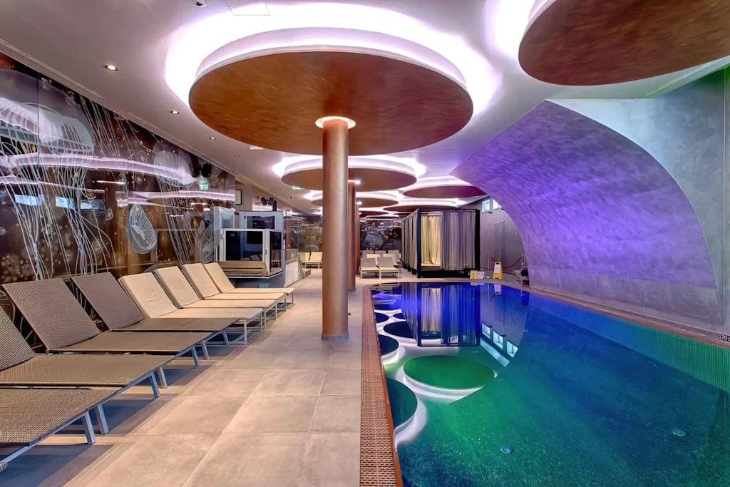 Grand Hotel Slavia – Wellness opuštanje s večerom i glazbom Sandija ...