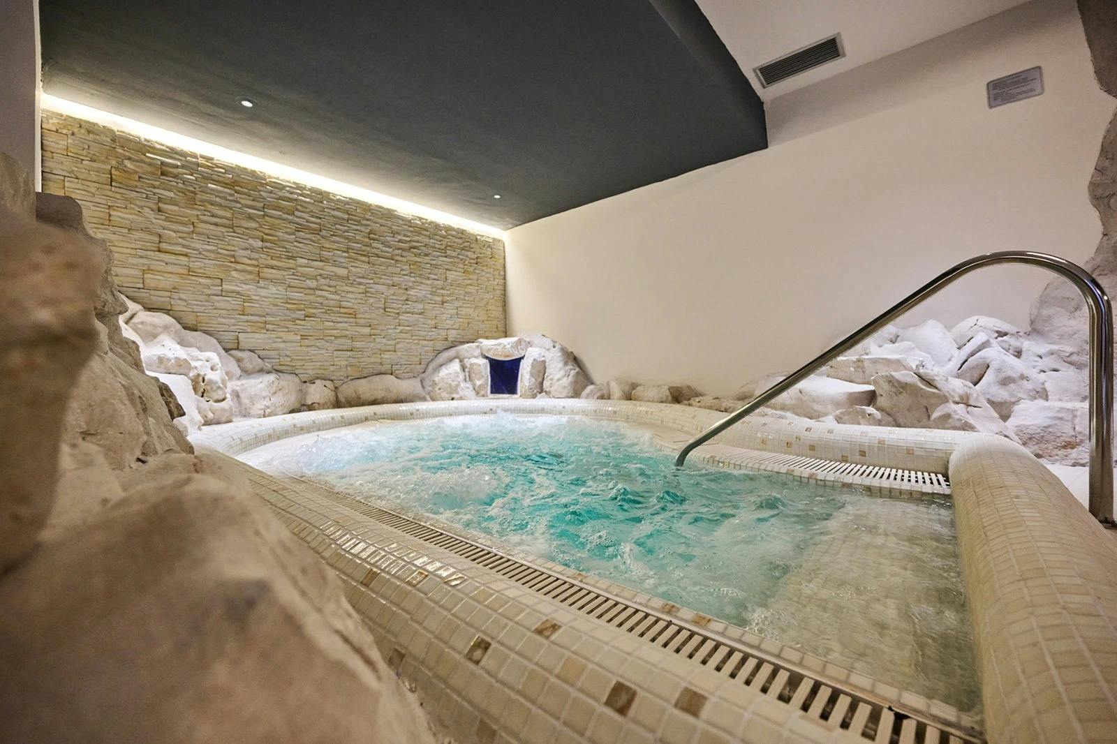 Hotel Umag Plava Laguna - Oddih v hotelu ob obali - Posebna ponudba ...